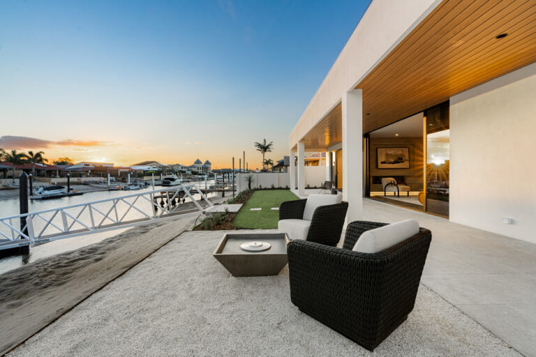 Landscaping Ideas for Waterfront Properties on the Gold Coast | Lynx ...